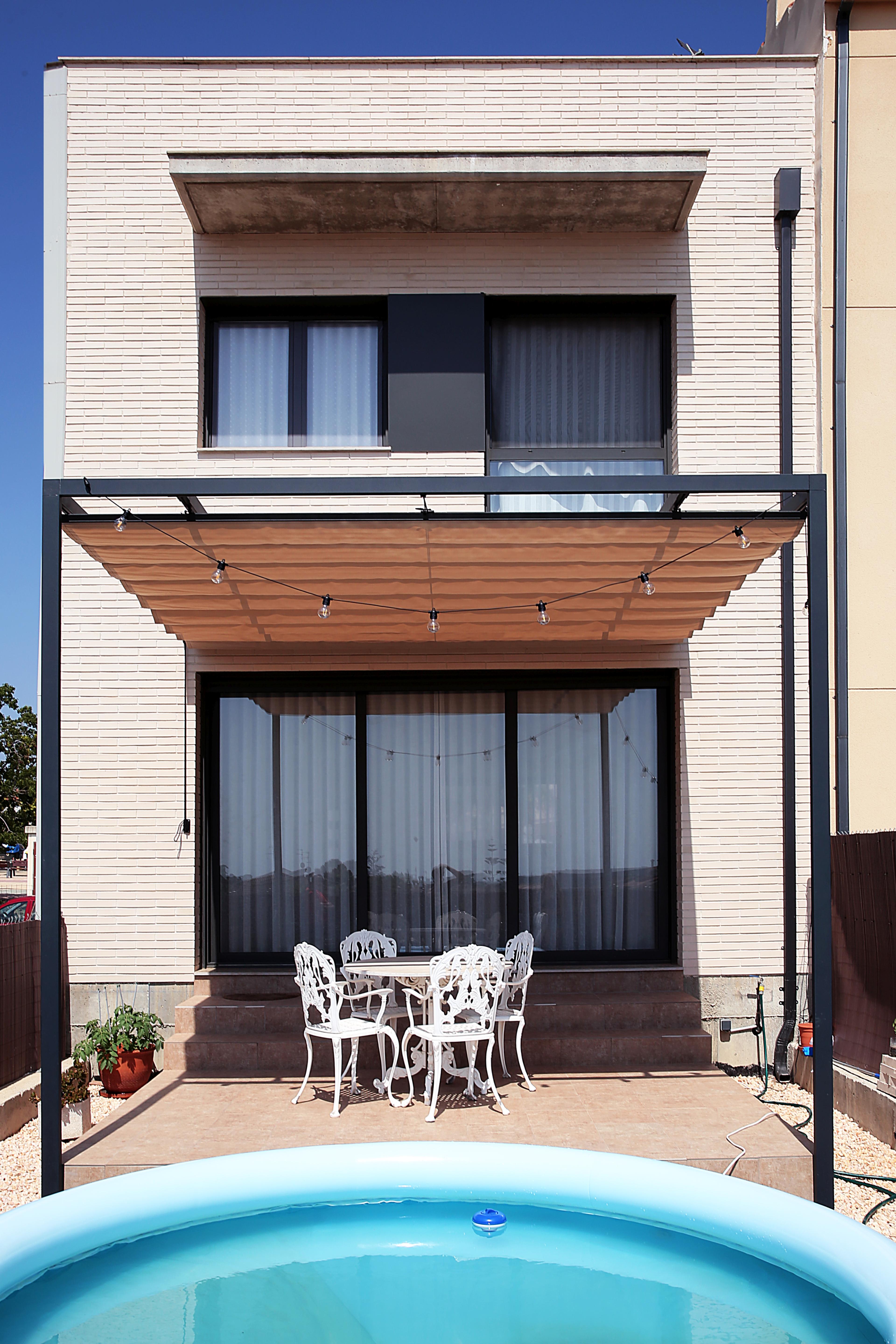 Habitatge Unifamiliar Adosat - Mostres d'Arquitectura